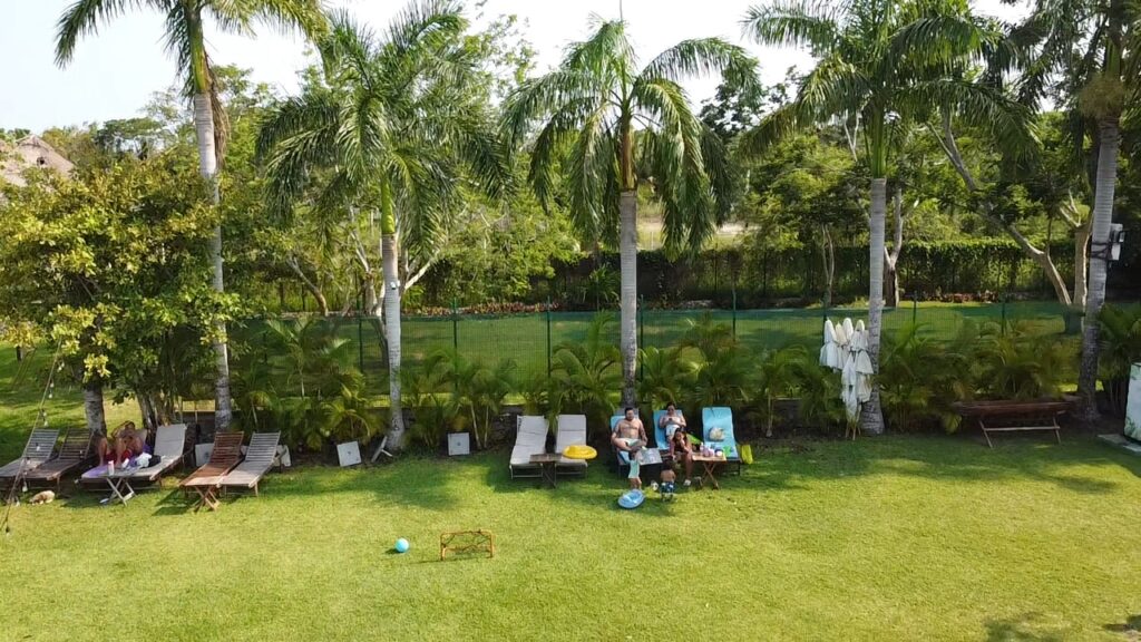 Bacalar Blu Beach Club VIP Day Pass - Chetumal Tours